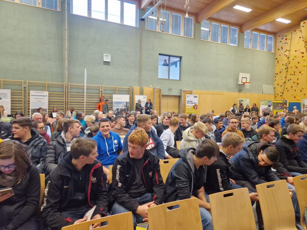 3. Klassen besuchten "Chancen.reich" Infotag | LFS Mistelbach