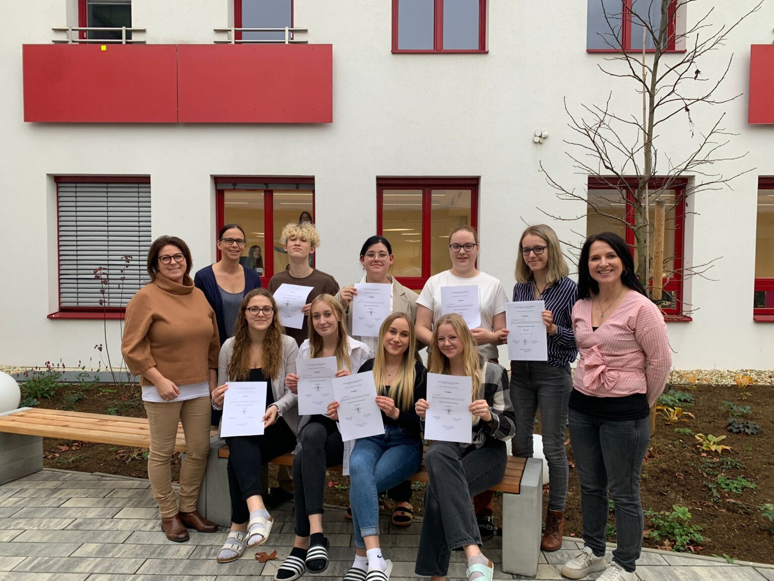 KinderbetreuerInnen Prüfung geschafft | LFS Mistelbach